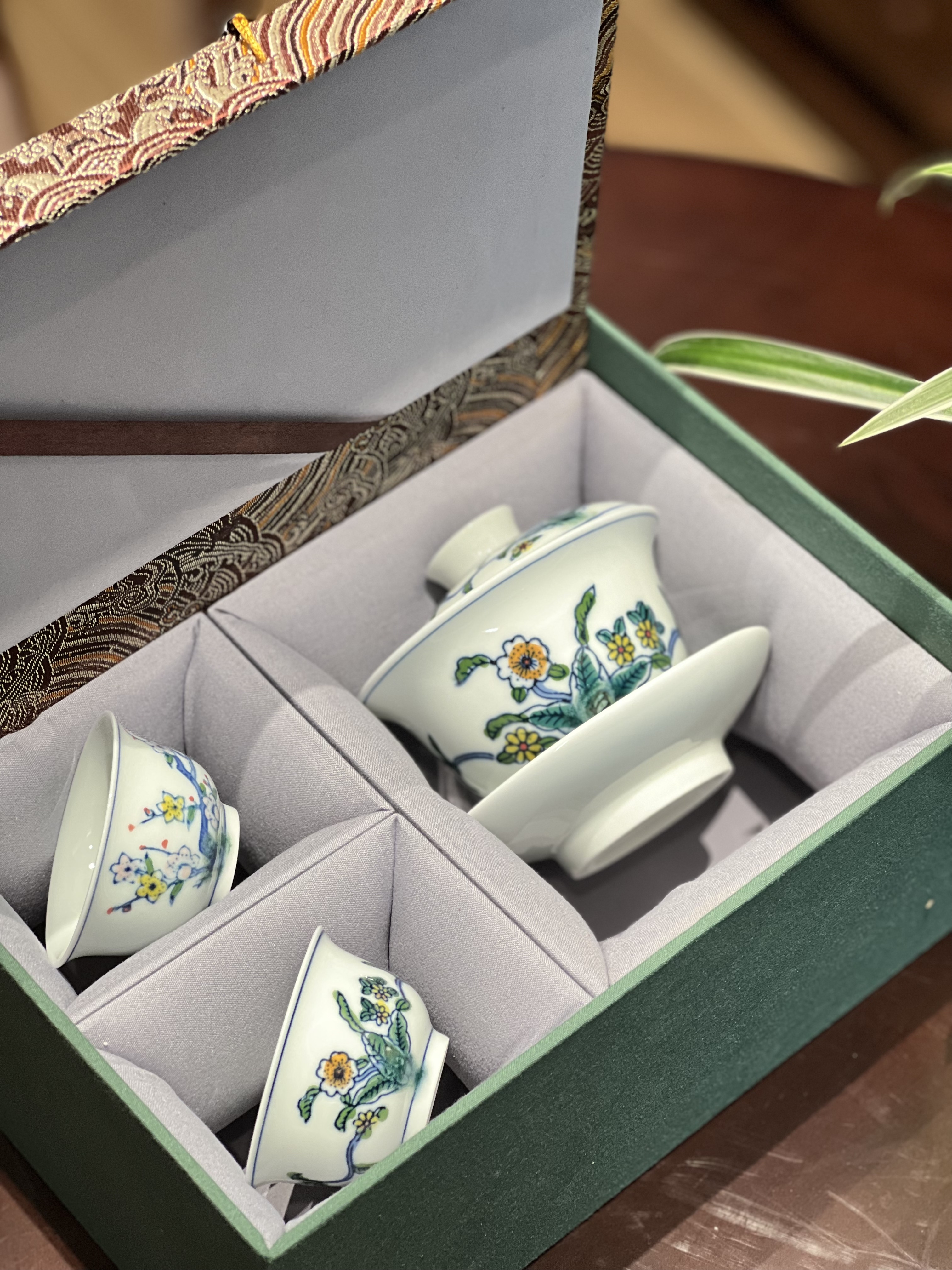 正品贵和祥手绘五彩花卉盖碗对杯礼盒装旅行茶具随手礼茶具套装