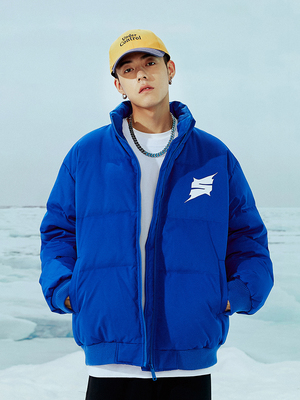 白鸭绒休闲外套SuaMoment