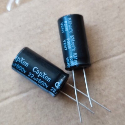 500个 600v22uf13x25 电解电容器