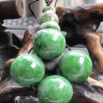 缅甸天然翡翠A货三通佛头佛珠