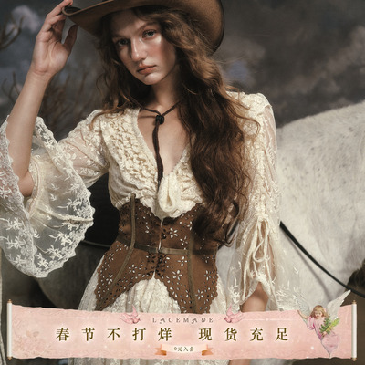 LaceMade 白马公主 法式复古重工蕾丝v领连衣裙麂皮鱼骨腰封套装