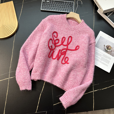 羊毛混纺温柔粉针织圆领撞色字母