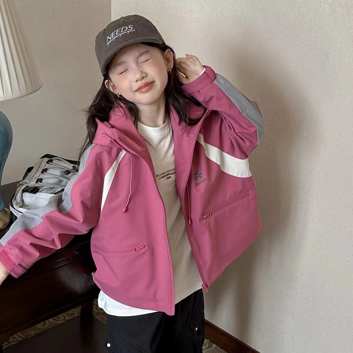 女童冲锋衣外套春秋2026新款儿童秋装户外洋气拼色女大童秋季上衣