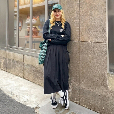 ELLE设计感工装风半身裙