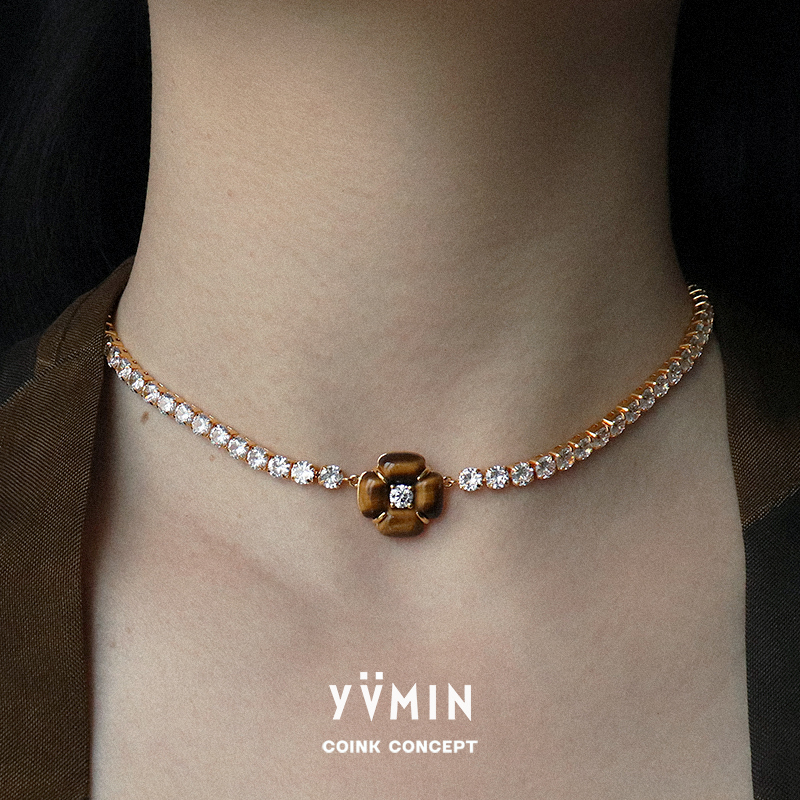 YVMIN尤目x SHUSHUTONG四瓣花镶嵌宝石项链小众设计锁骨链COINK_虎窝淘