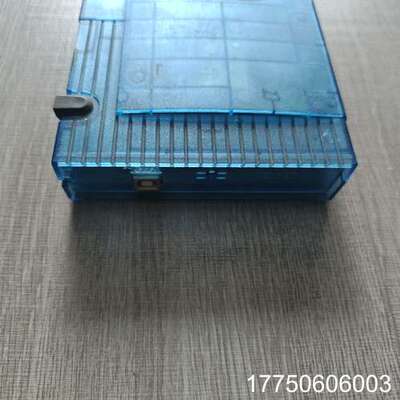 iomega  ZIP100 USB 外置驱动器 100M