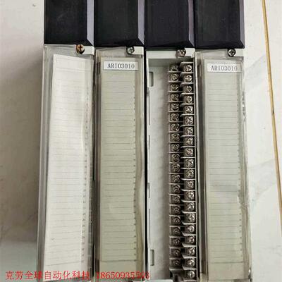施耐德卡件140ARI03010三个,ATI03000一个,