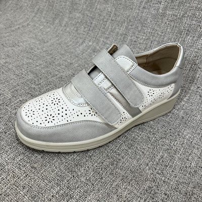 微瑕外贸新款春夏舒适妈妈鞋休闲魔术贴女单鞋大码女鞋 F5315