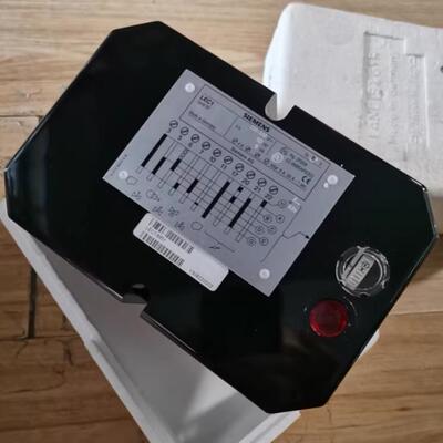 LEC1/8851控制器LEC1/8892 LEC1/8853 LEC1/9503 QRA10M.C LFE50