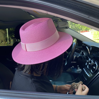 宅女同款玫粉色平檐小礼帽逛街凹造型单品夏天遮阳爵士帽女士小众