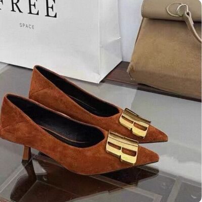 2026年春夏新款法式金属bb扣尖头细跟高跟鞋女复古风浅口绒面单鞋