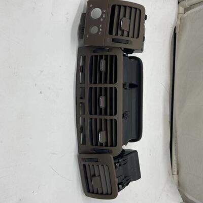 适用新老款别克GL8陆尊空调出风口仪表台冷暖气中间风口经典格栅