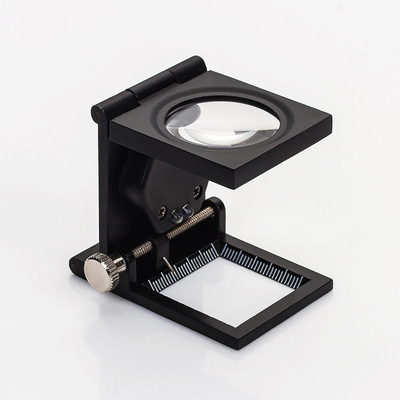 Fabric viewing mirror, portable compact textile magnifying