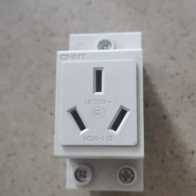 议价CHNT导轨式三孔插座AC30-110AC30110AC30110AC30-110