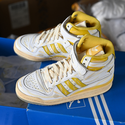 阿迪达斯三叶草男女高帮做旧板鞋