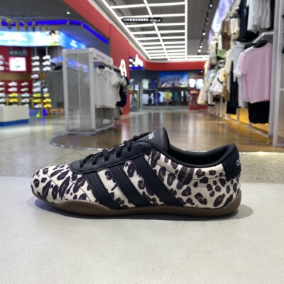 Adidas阿迪达斯女鞋2026新款GRANDCOURT LO运动休闲鞋 KI2717