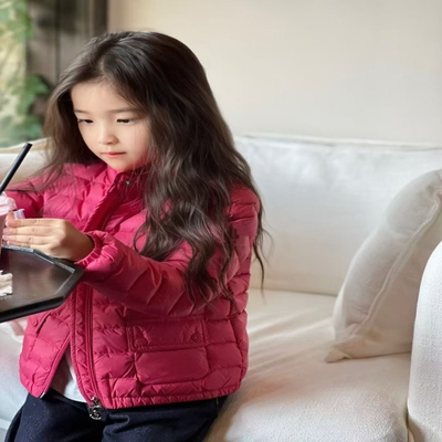 儿童羽绒服轻薄款白鹅绒无异味