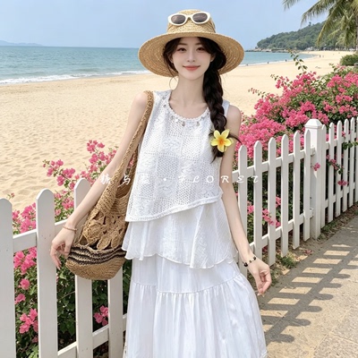 糖与盐FLORET 复古文艺风镂空吊带裙套装女26夏季无袖高腰两件套