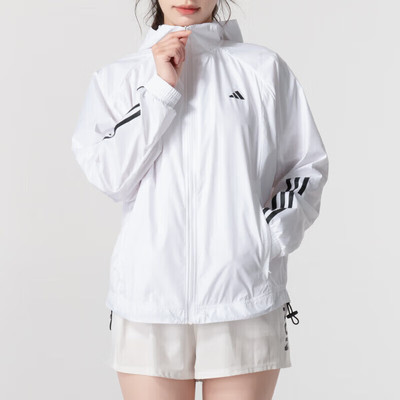 阿迪达斯白色外套女春季新款跑步运动服休闲连帽梭织夹克IS8042