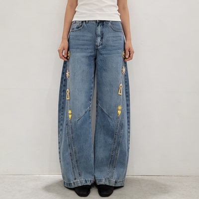 金属扣装饰阔腿牛仔裤弯刀长裤
