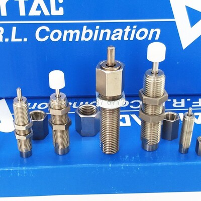 小金井气缸油压缓冲器KSHJ8X5/10X10/12X10/14X12/18X16/2016/C