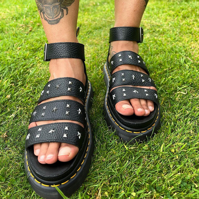 【36-39】专柜！ clarissa夏马丁铆钉女鞋 罗马凉鞋27572001