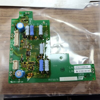 安川H1000 变频器模块上小驱动板ETC710390 安川 议价