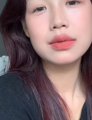 好适合伪素颜！akf唇泥m20杏仁燕麦奶茶色裸色系低饱和裸粉色口红