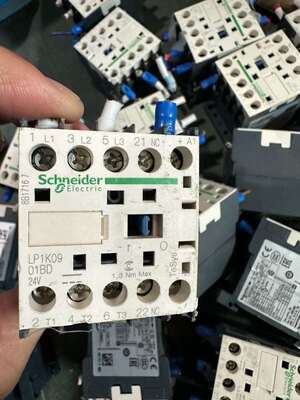 施耐德接触器LP1K09二手拆机60个
