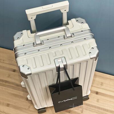 正品玖索PC铝框李26寸28万向轮行拉杆箱女24旅寸20行箱子密箱码皮