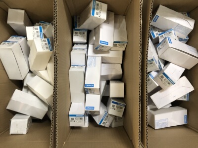 光电开关传感器E3S-CD63全新原包装 包邮顺丰 直拍