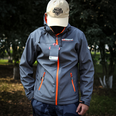 北欧单 男士拆卸帽专业户外登山滑雪加绒软壳冲锋衣9459