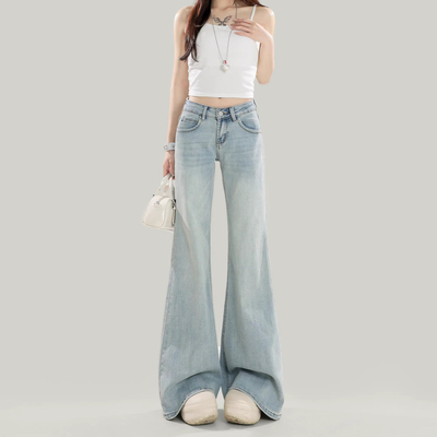 浅蓝色高腰微喇牛仔裤女2025