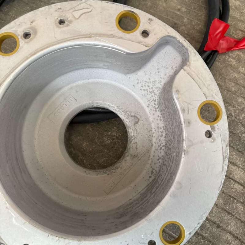 议价SEW变频器驱动器,型号IGX600M,200V。适用于工业
