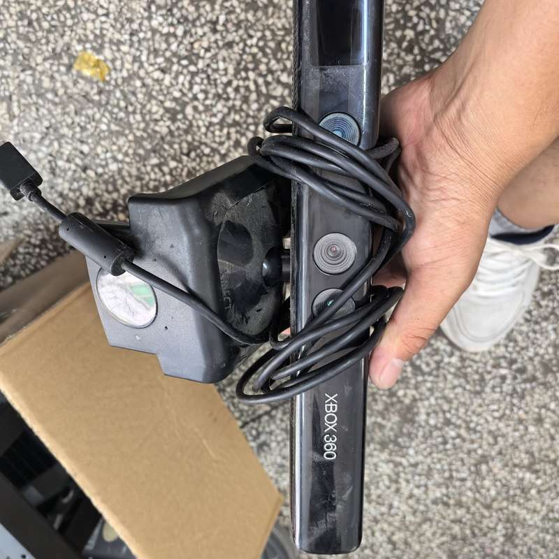 议价Xbox 360 Kinect体感头 原装带底座和线材