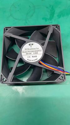 12038 12v 0.90A PV123812DSPF01 四线含油PWM带温控暴力散热风扇