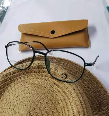 精致休闲塑钢超轻平光镜中号尺寸可配近视非球面超薄蓝光医院验光