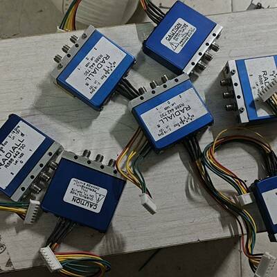 可维修RADIALL射频同轴开关R586442730，议价议价议价议价