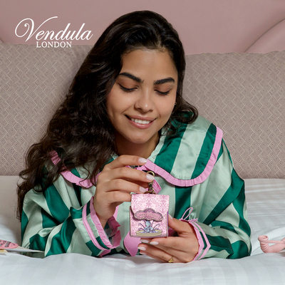 Vendula 英国原创设计师女包 耳机包钥匙包收纳小包