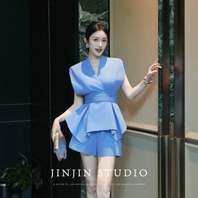 穿搭显瘦设计感上衣马甲款