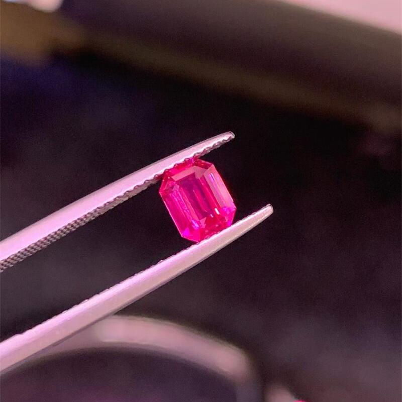 1.01克拉天然热粉蓝宝石附GUILD证书戒指手串晶体通透满火彩悠