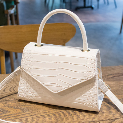 Women’s 2026 Crossbody, Niche Handbag With A Chic, Versatil