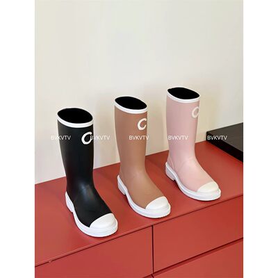 26款经典字母高筒雨靴骑士靴女