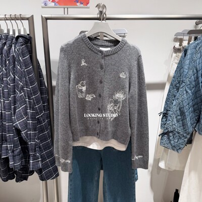 UR&DC2026春季新款法式休闲撞色童趣提花短款圆领针织开衫女上衣