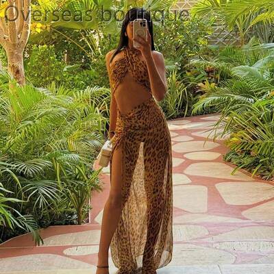 25287豹纹镂空挂脖开叉印花连衣