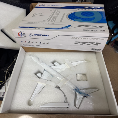 JC 1:200 西南航空 波音777-9X首发 飞机模型，合金 KJ，未出盒，
