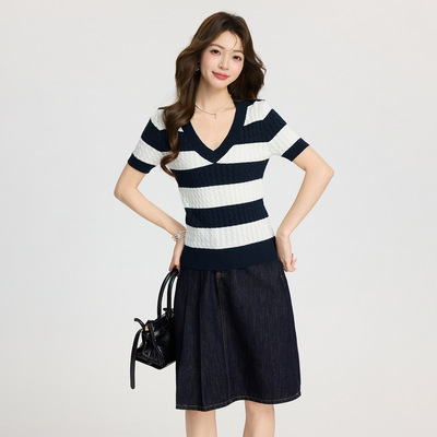 高级感麻花正肩撞色条纹V领针织打底衫内搭2026春夏季短袖上衣女