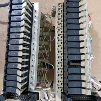 议价继电器模块G70D-VSOC16，2个，拆机件，带底座