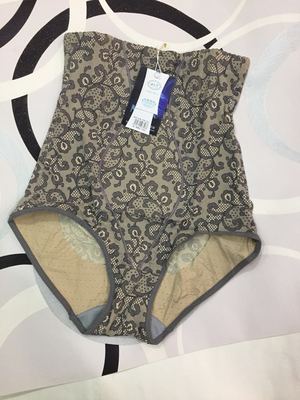 玉桂女收腹提臀高腰中腰三角内裤