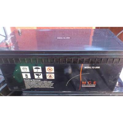 新款 法国梅兰日兰蓄电池M2AL-/12V200AH铅酸UPS免维护机房后备用
